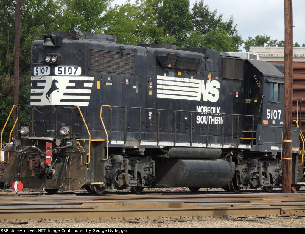 NS 5107 / GP38-2 High-Hood